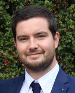 Dr Michael Craig
